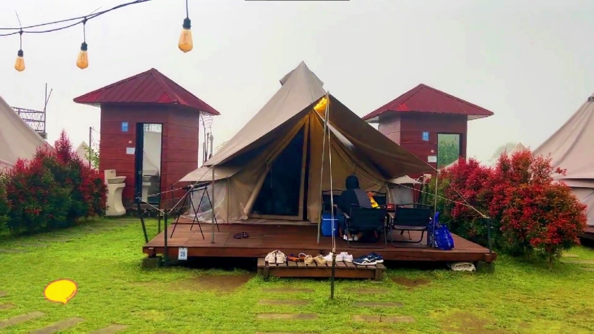 Glamping di Tengah Ladang Bunga dan Angin Kencang: Pengalaman Wellness di Alam Terbuka ...